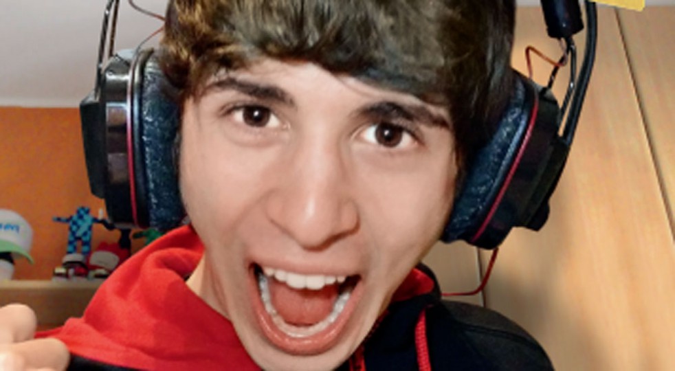 Favij, nuovo video Youtube 11 Dicembre 2015: CHRISTMAS SHOPPER ...